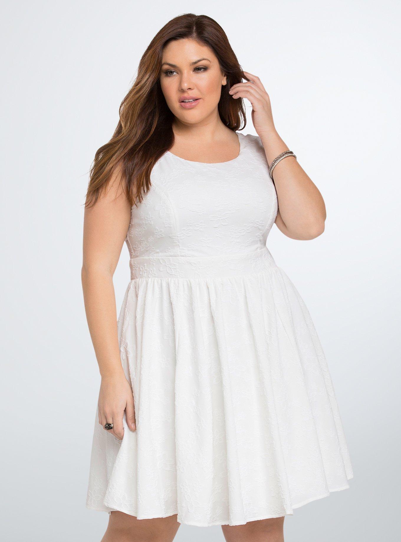 Plus Size - Textured Floral Skater Dress - Torrid