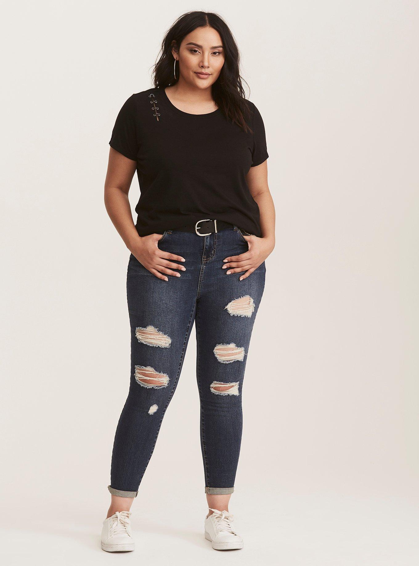 Plus Size - Black Metal Ring Crew Tee - Torrid