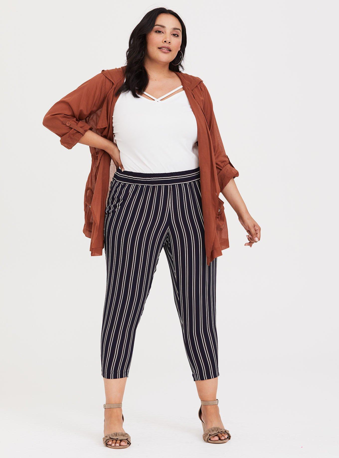 Plus Size - Navy Stripe Cropped Crepe Pant - Torrid