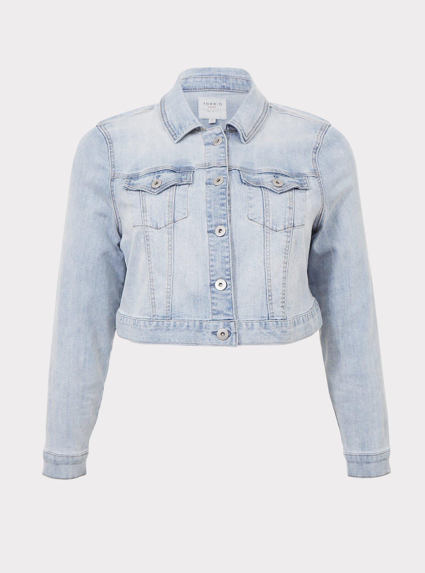Plus Size - Light Wash Crop Denim Trucker Jacket - Torrid