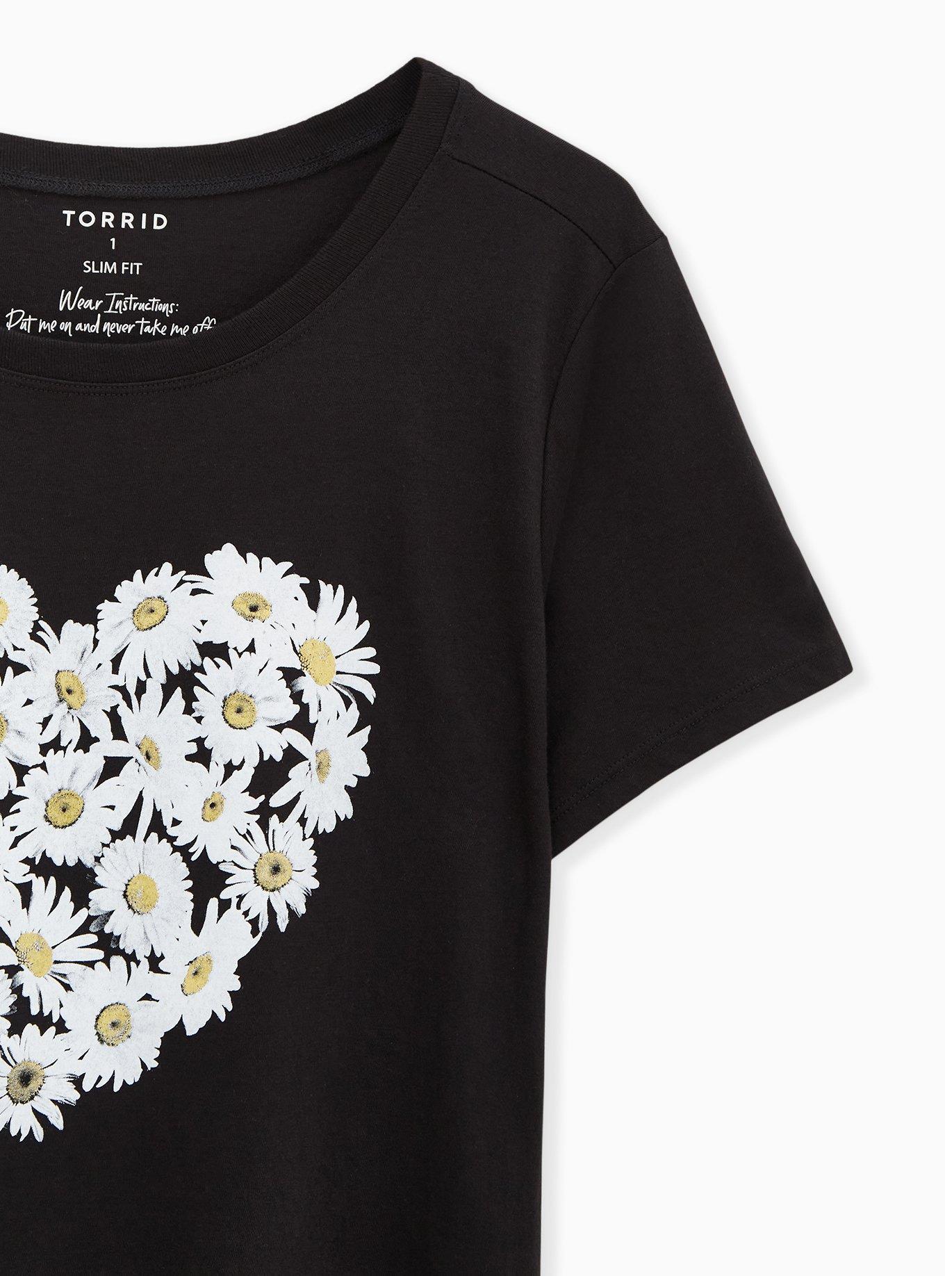 Plus Size - Daisy Heart Slim Fit Crew Tee - Black - Torrid
