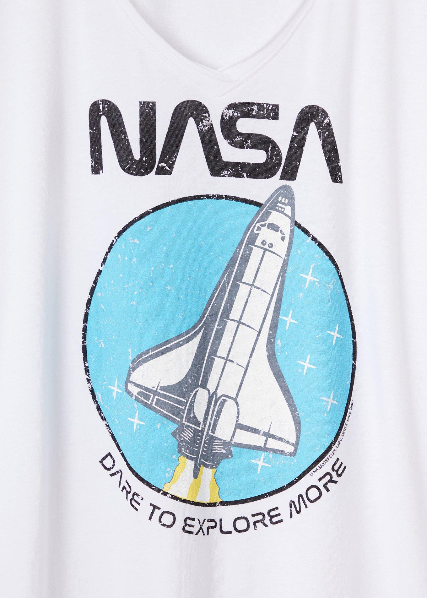 Plus Size - Classic Fit V-Neck Tee - NASA White - Torrid