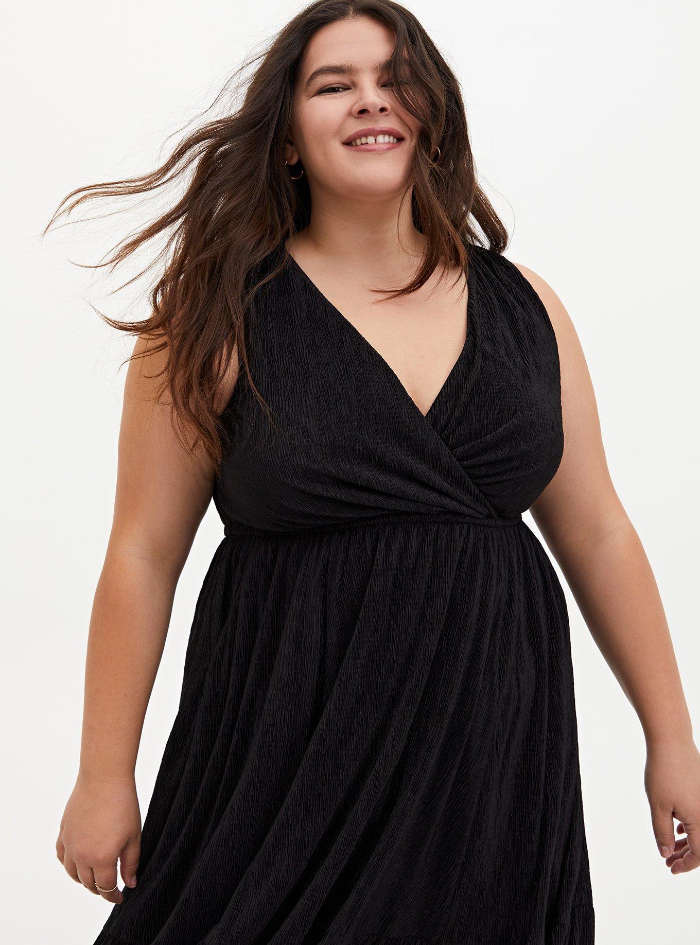 Plus Size - Midi Crinkle Knit Surplice Skater Dress - Torrid