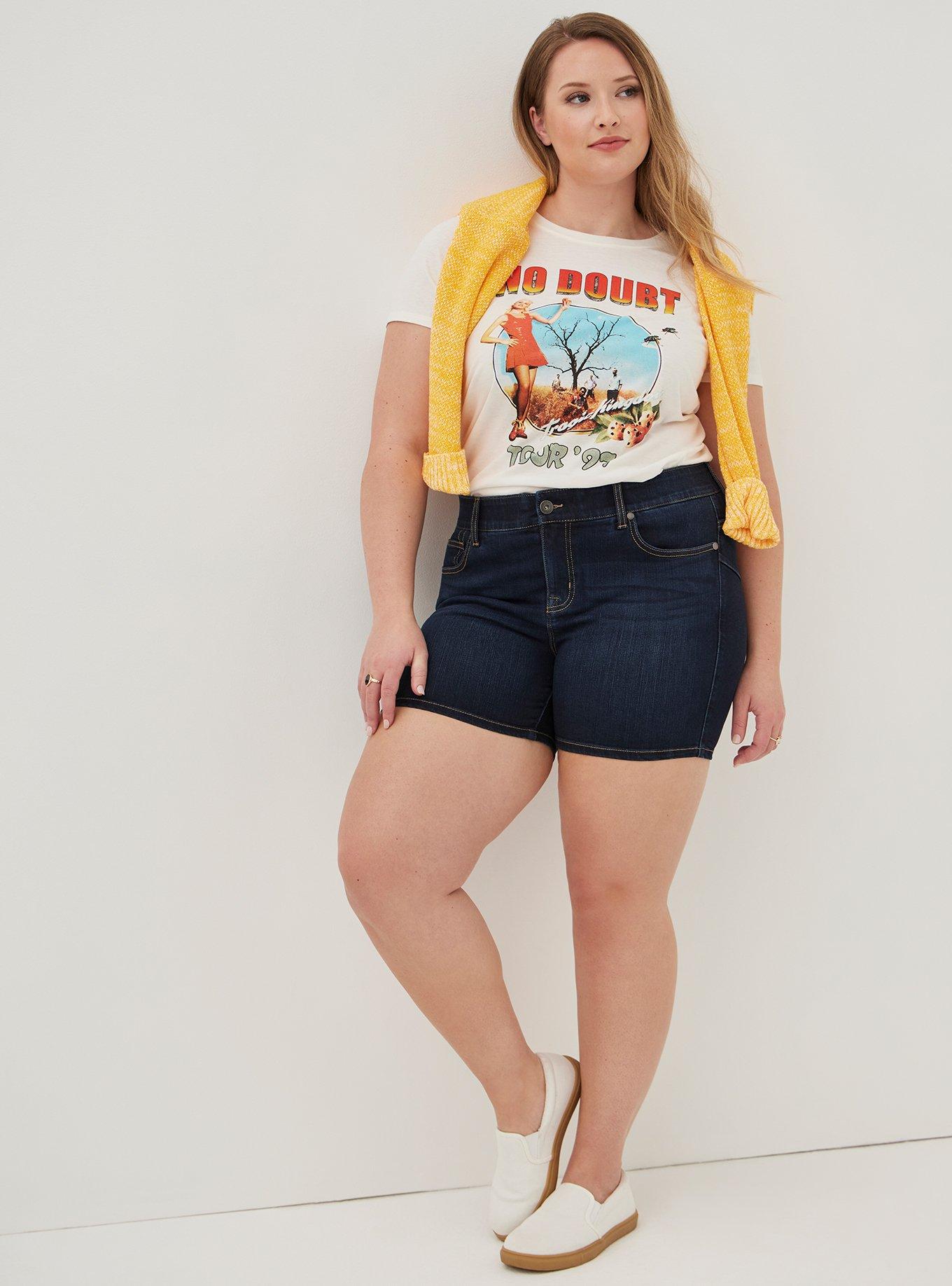 Plus Size - Classic Fit Crew Tee - No Doubt White - Torrid