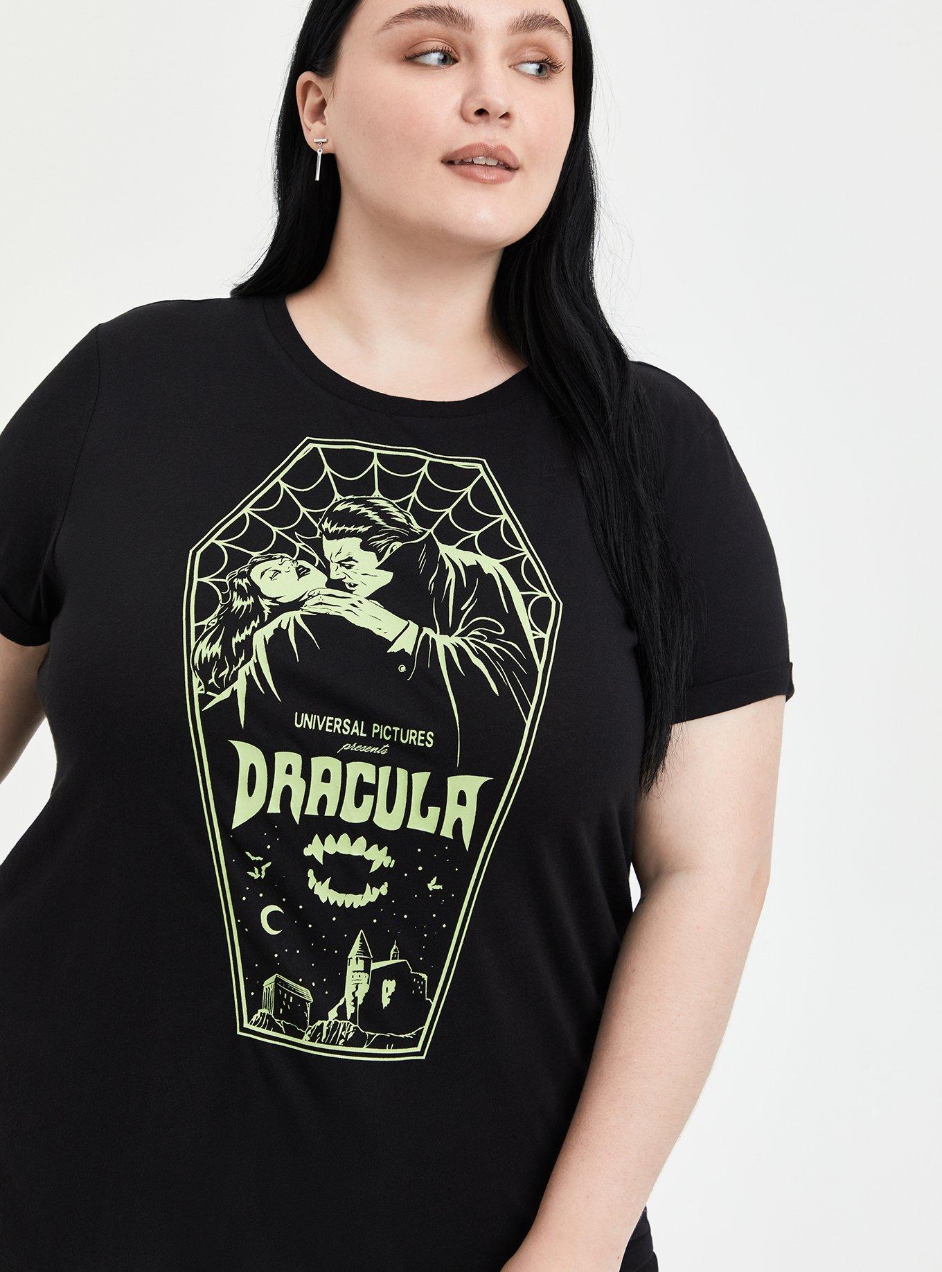 Plus Size - Universal Monsters Dracula Coffin Glow Top - Black - Torrid