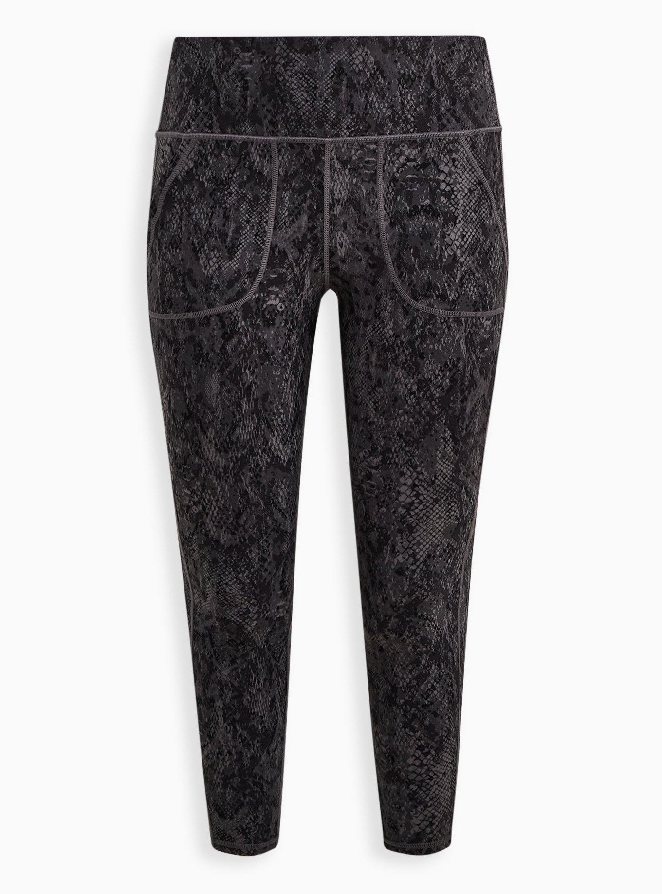 Plus Size - 4 Pocket Crop Active Legging - Performance Core Dusty Snake ...