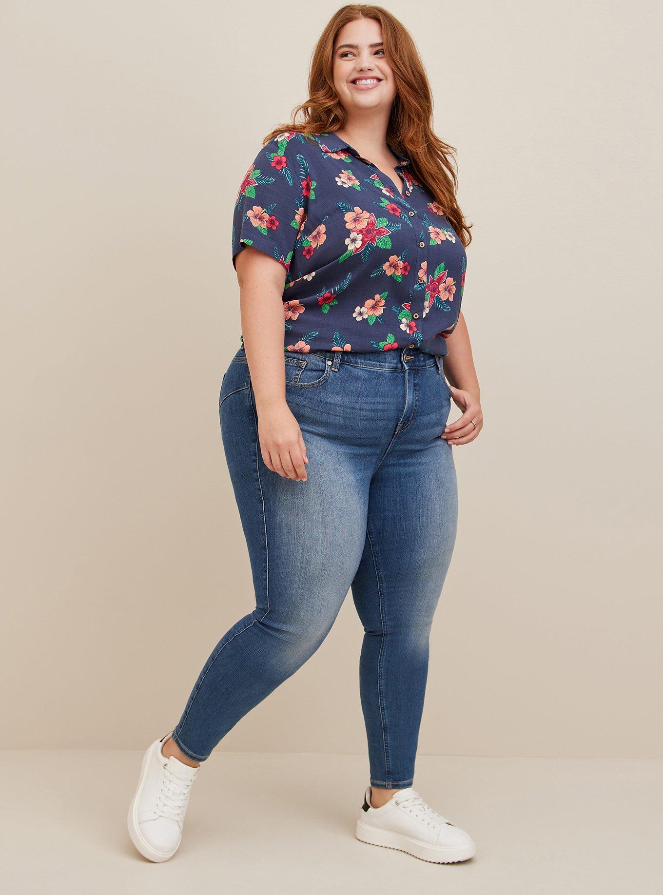 Plus Size - Stranger Things Demogorgon Lenny Button Down Tiki Top - Torrid