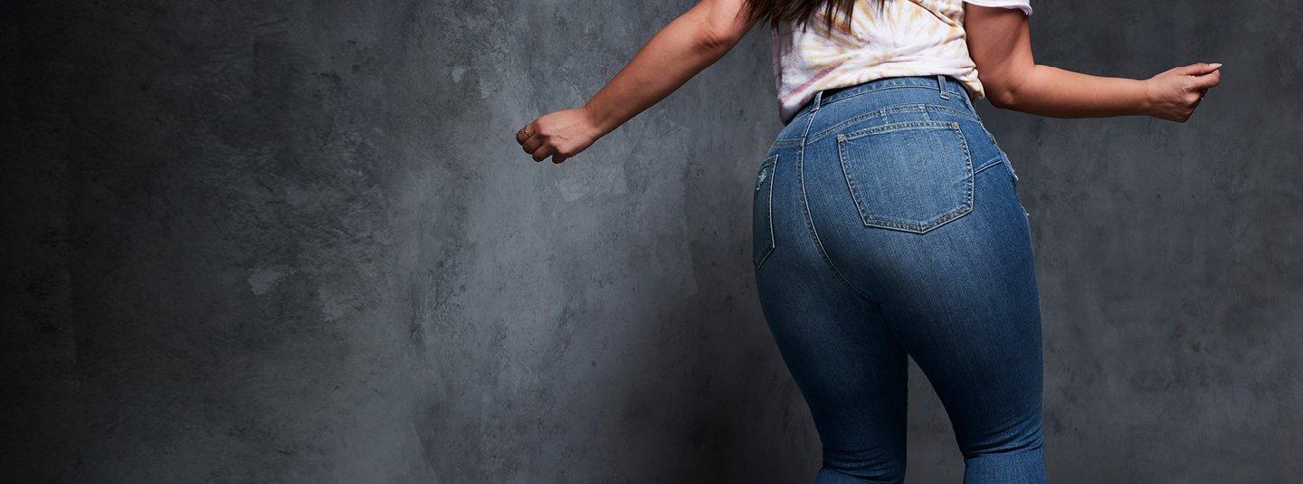 HOW WE FIT | About Torrid Clothing