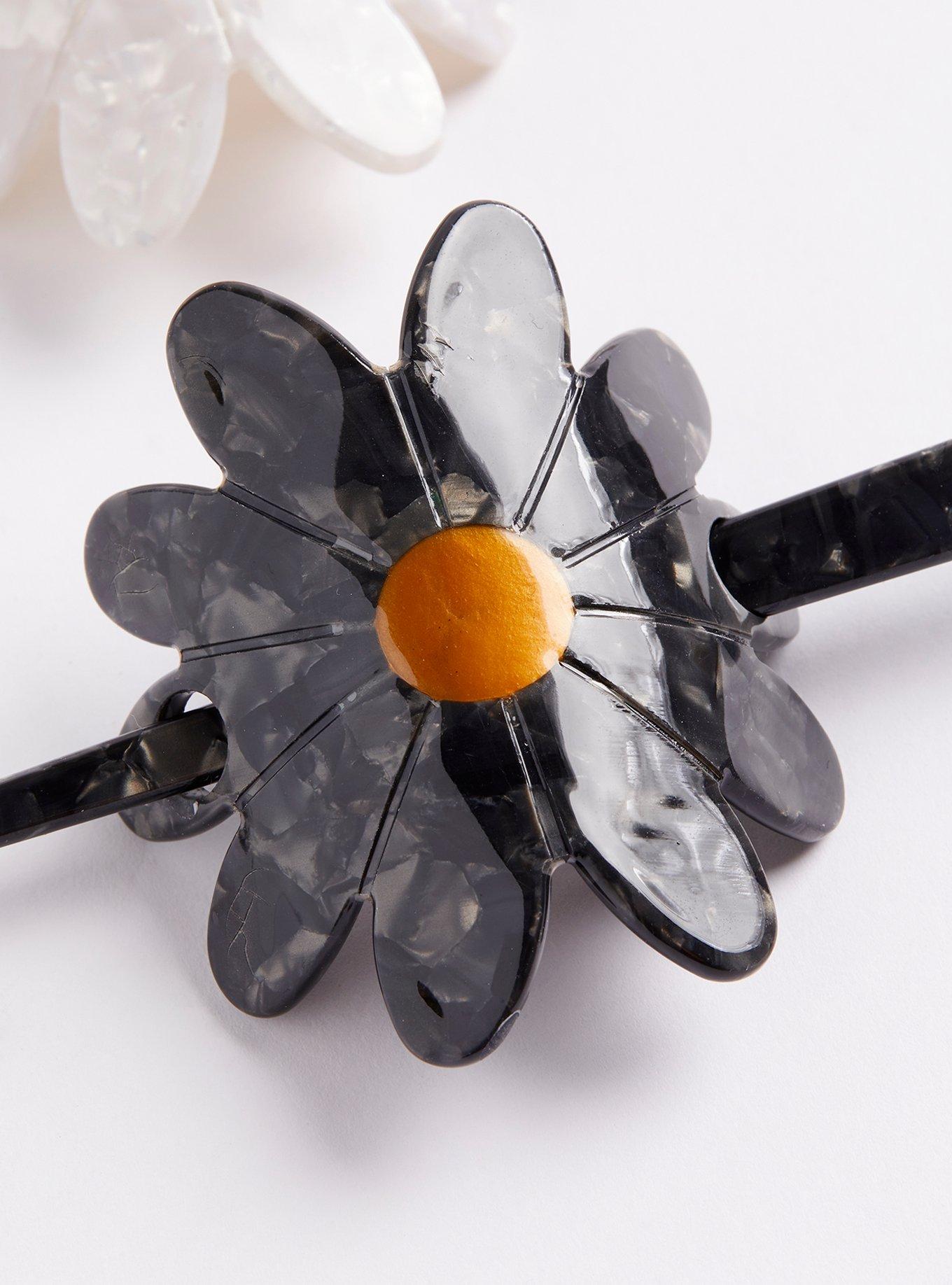 Plus Size - Daisy Barette And Pin Set - Torrid