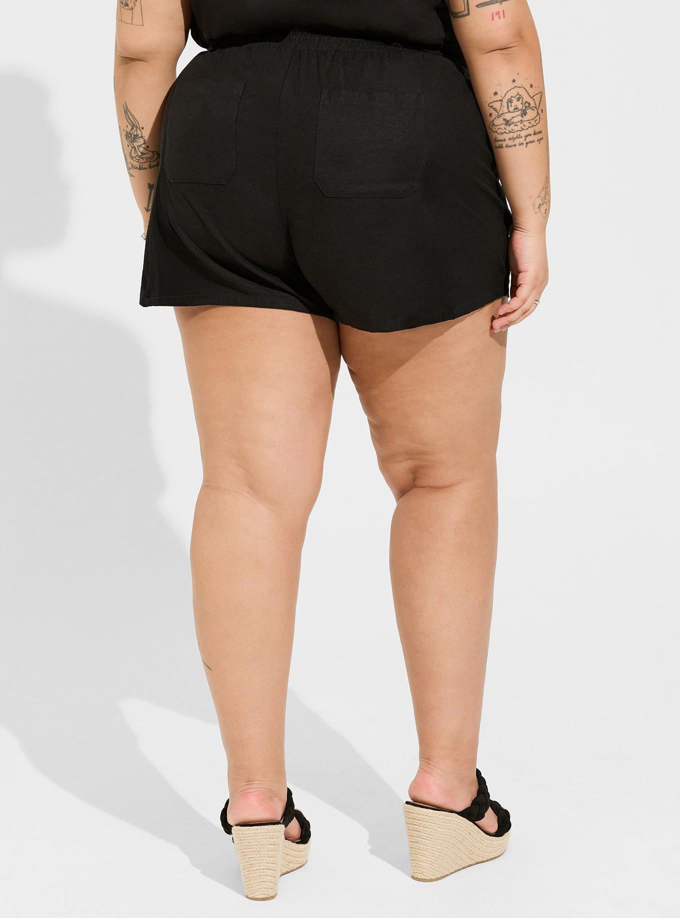 Plus Size - 5 Inch Pull-On Stretch Linen Mid-Rise Short - Torrid