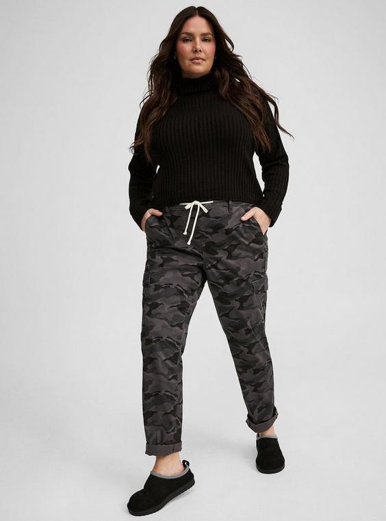 Plus Size - Weekend Straight Cargo Pant - Torrid Plus Size - Weekend Straight Cargo Pant - Torrid