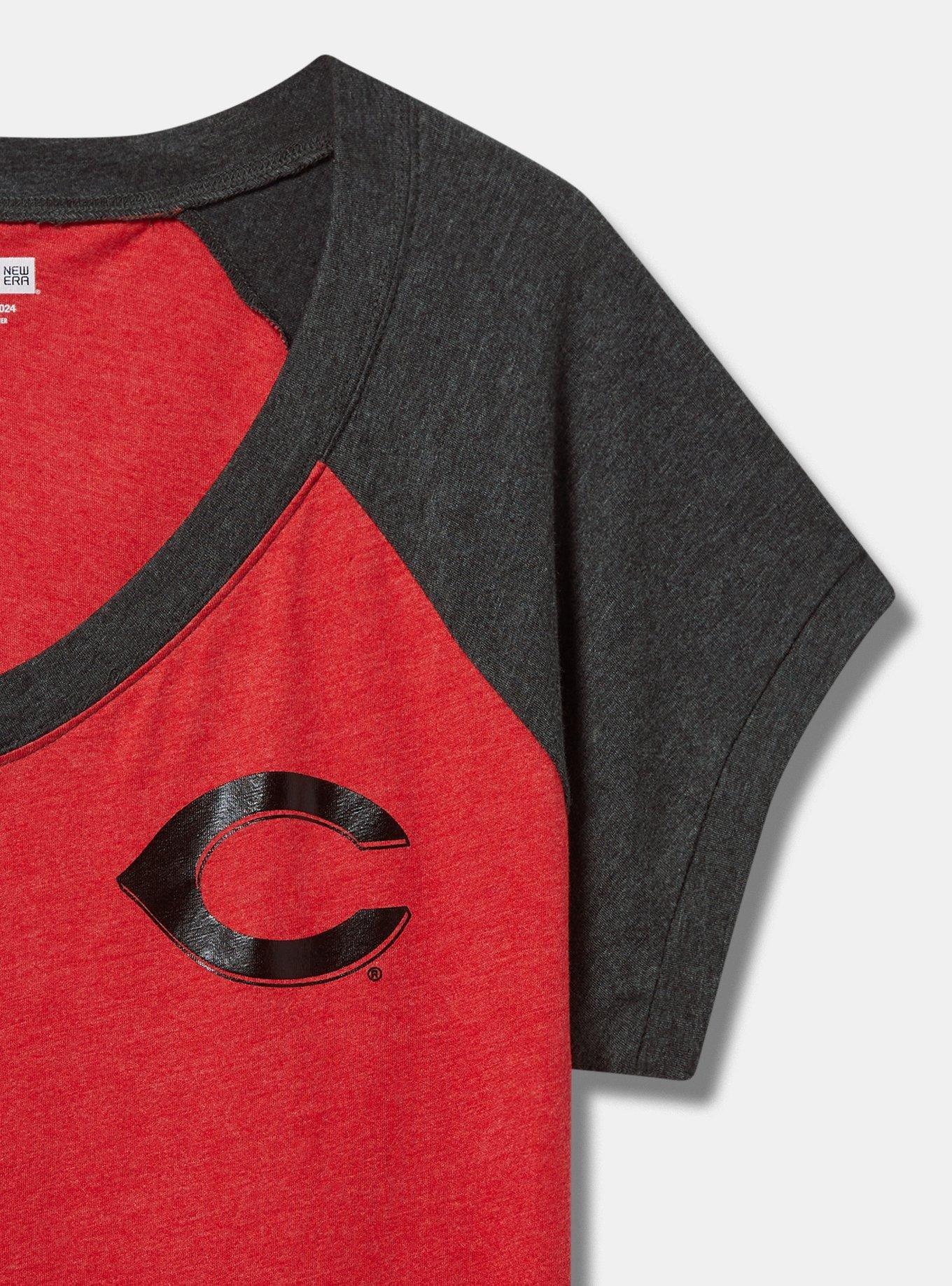 Plus Size - MLB Cincinnati Reds Classic Fit Cotton Raglan V-Neck Tee ...