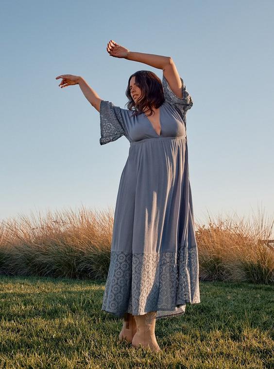 Plus Size - Festi Lace Trim Maxi Dress - Torrid Plus Size - Festi Lace Trim Maxi Dress - Torrid